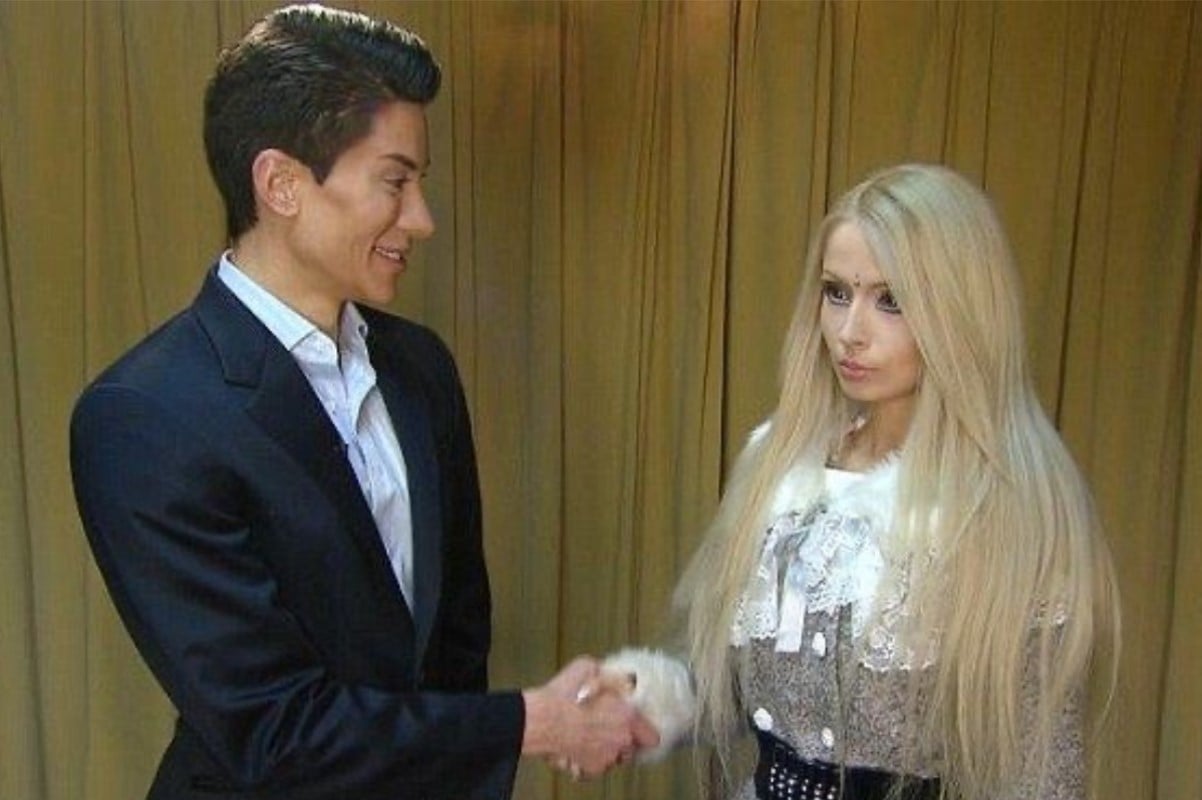 The Bizarre Story Of The People Who Turned Themselves Into Human Barbie 